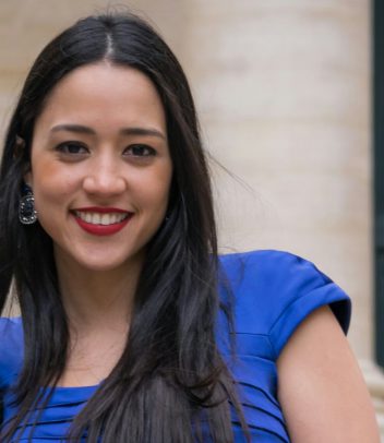 Erika Santos | Departamento de Lenguas Extranjeras